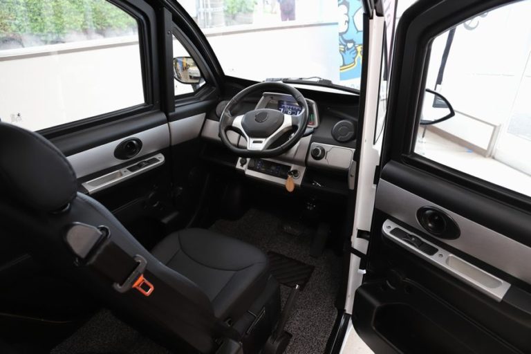 e-mo5新登場!! - 株式会社NET-560