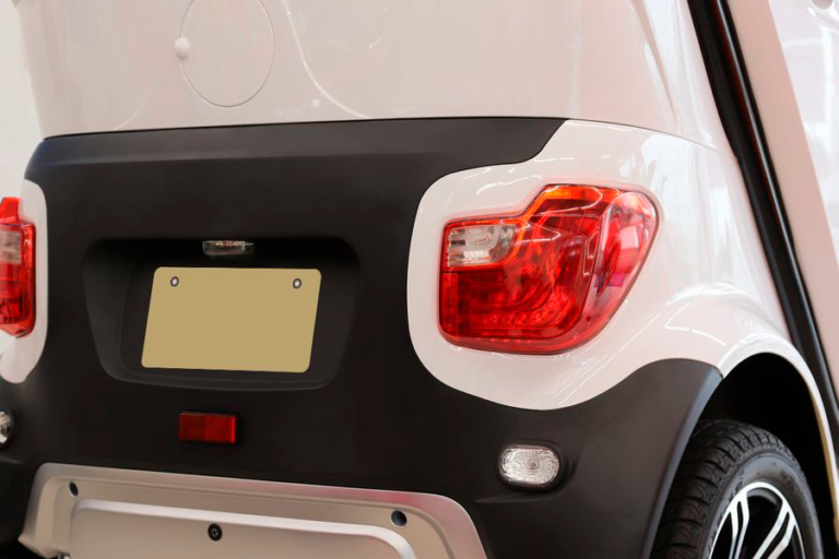 e-mo5新登場!! - 株式会社NET-560